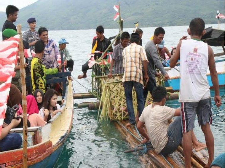 Upacara Adat Maccera Tasi, Pesta Laut di Kotabaru Kalimantan Selatan