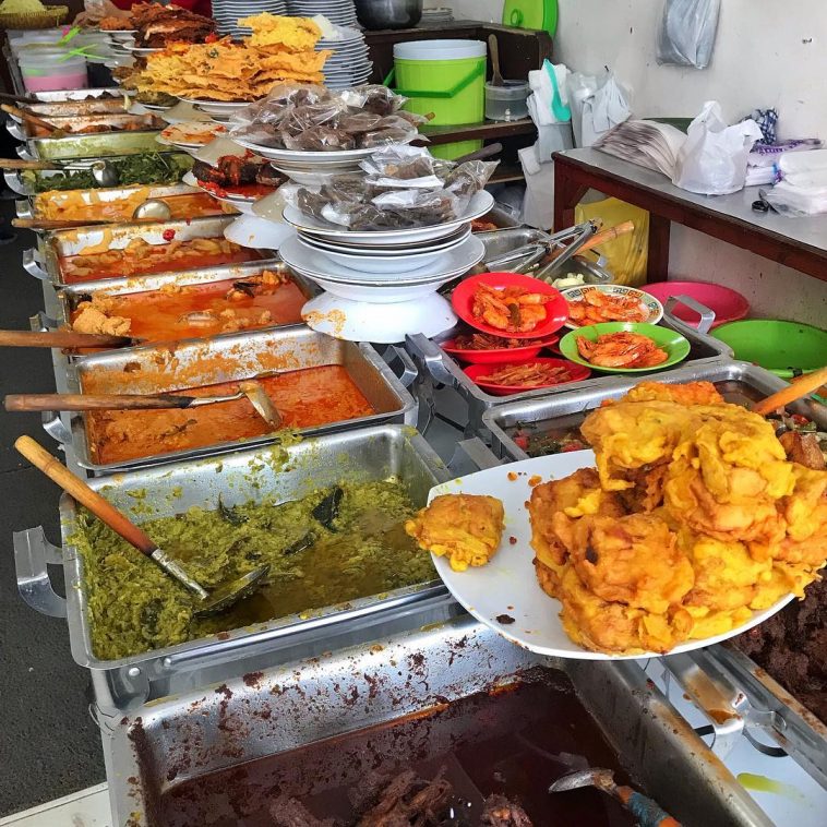 Rumah Makan Bopet Mini, Jangan Lewatkan Bubur Kampiun Legendarisnya