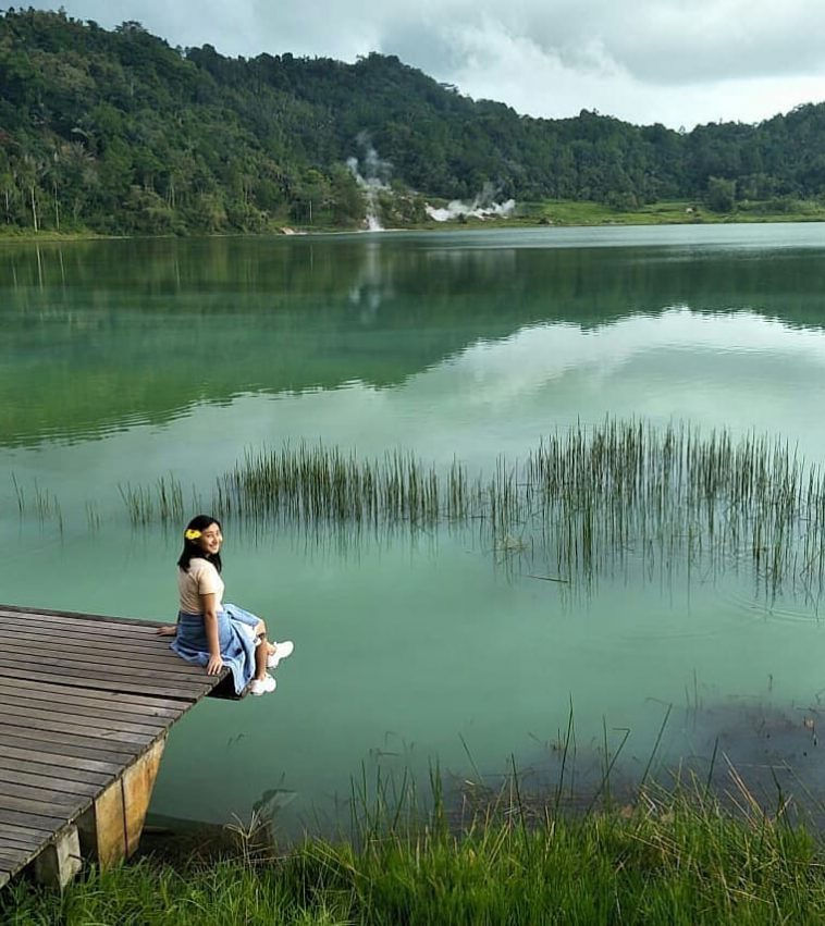 4 Wisata Alam Sulawesi Utara, Ada Bukit Teletubies Dekat Pantai Lho