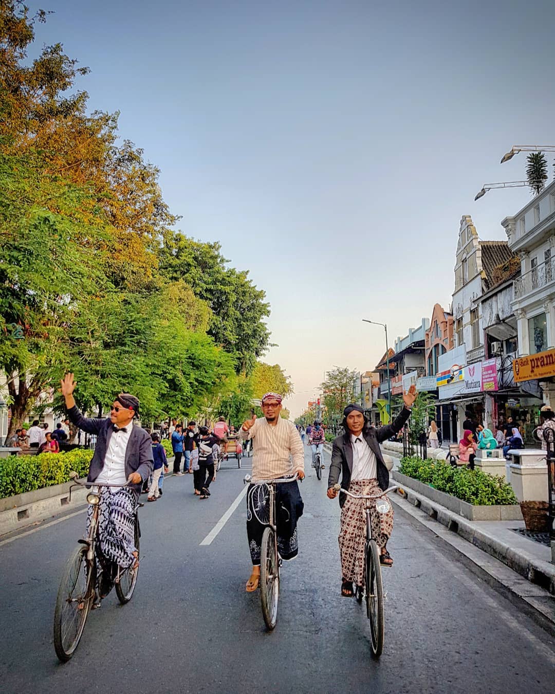 Uji Coba Pedestrian Malioboro Supaya Sepi Kendaraan Bermotor ala Car ...