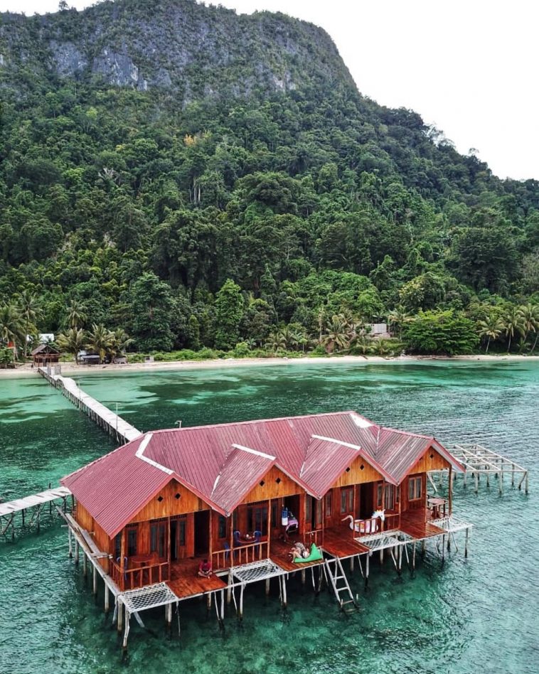 Beachfront Resorts in Ora Beach under 600K