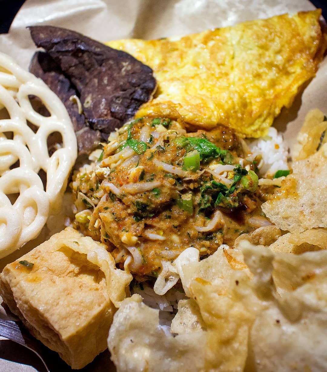 Enjoying the Authentic Pecel Tumpang in Kediri