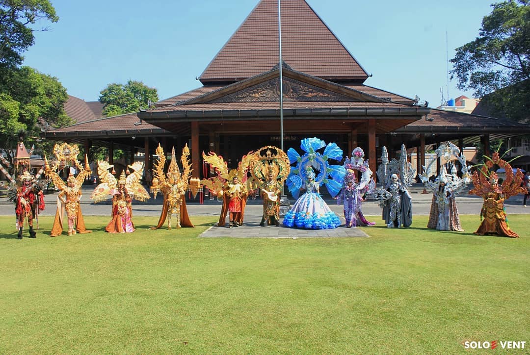 Solo Batik Carnival 2019, Adu Mewah Kostum 11 Negara ASEAN