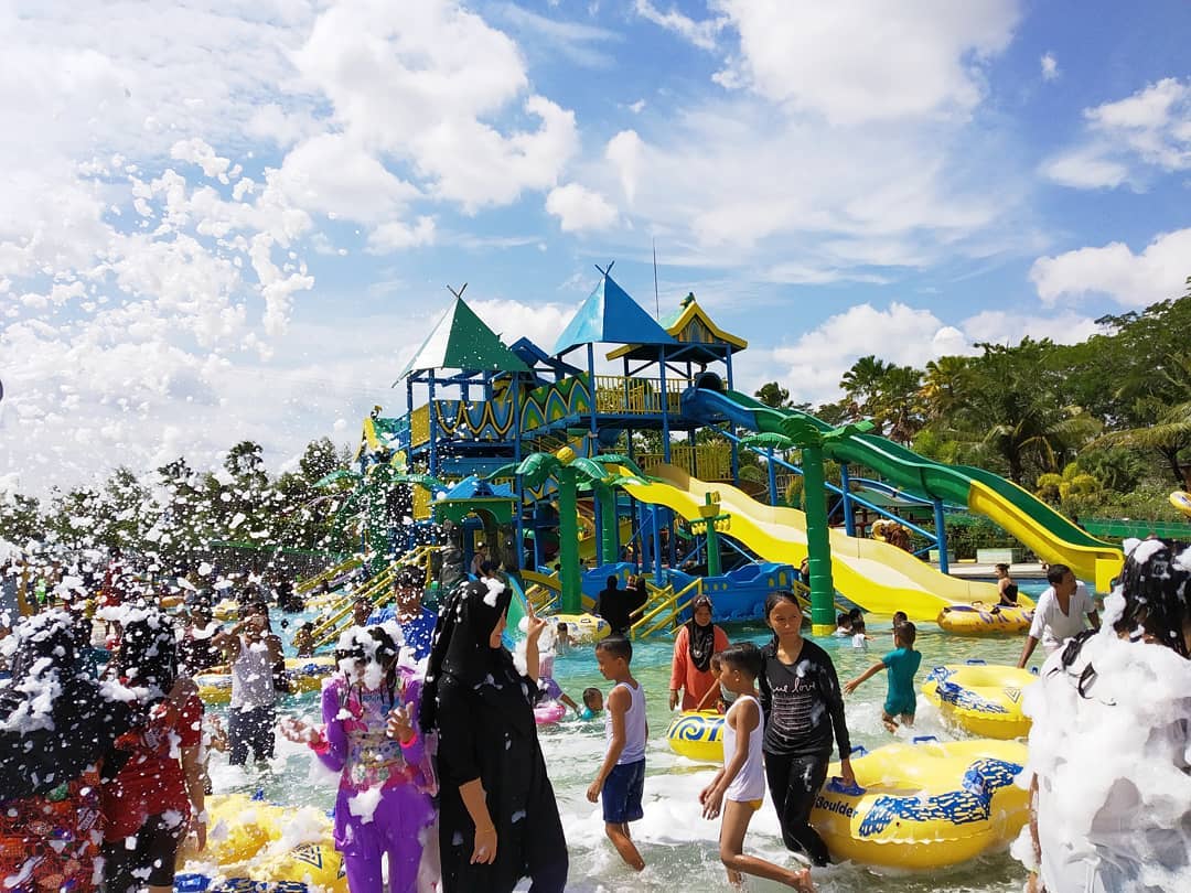 Riau Fantasi, the Biggest Leisure Park in Sumatra