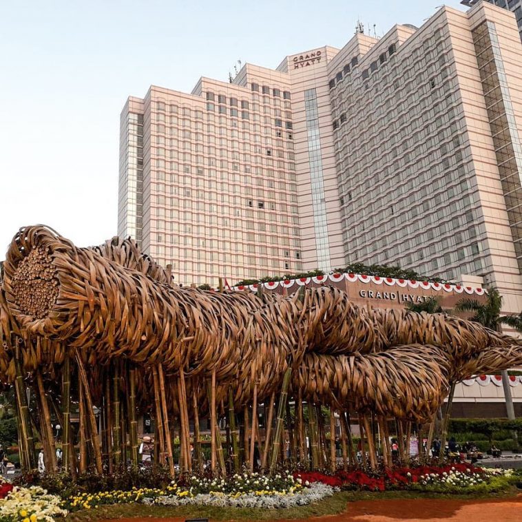 Farewell to Getah Getih, an Evoking Bamboo Installation