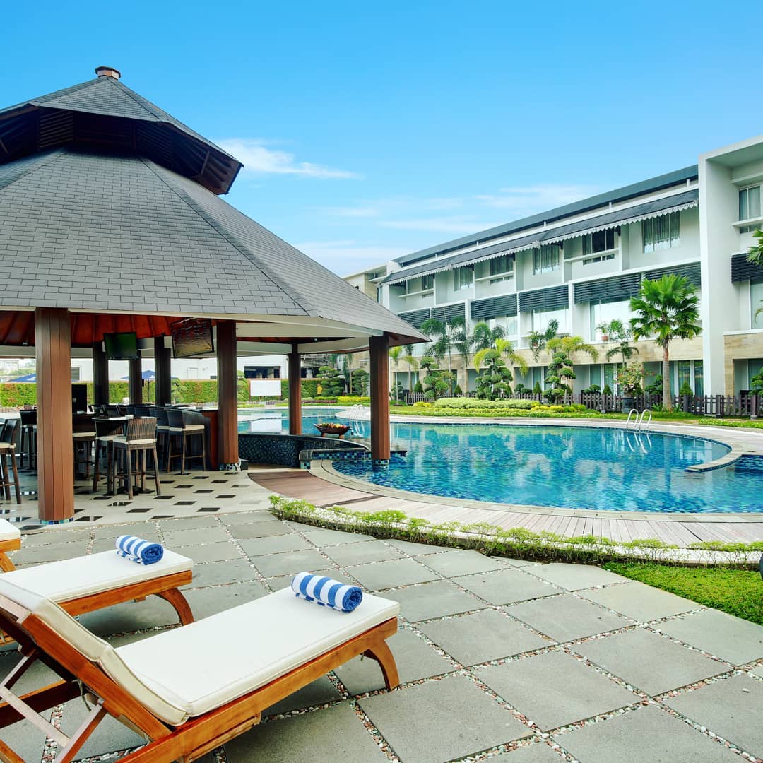 Best Four-star Hotels in Banjarmasin Under 700K