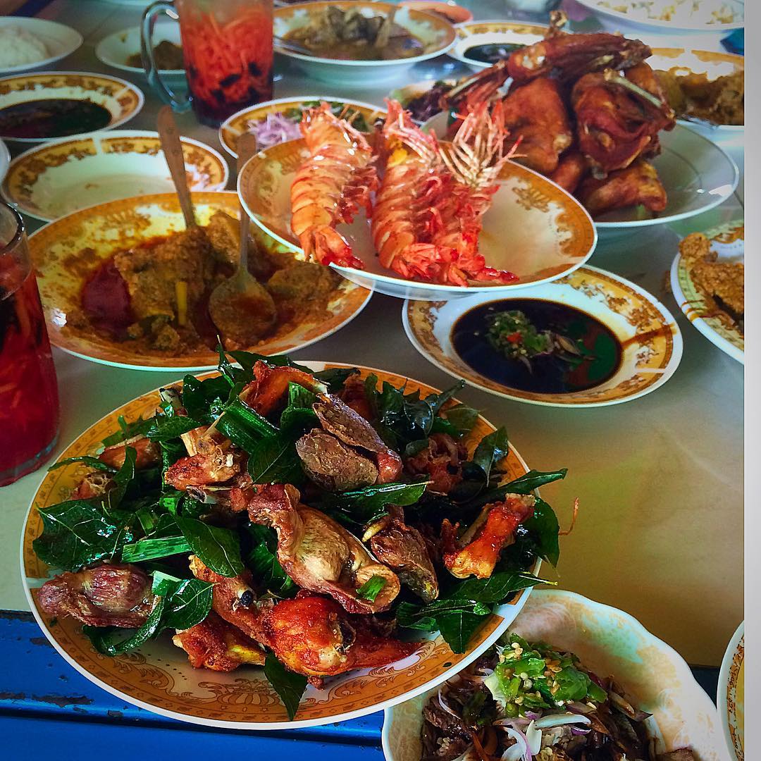 74 Kuliner Legendaris Indonesia, Mana Favoritmu?