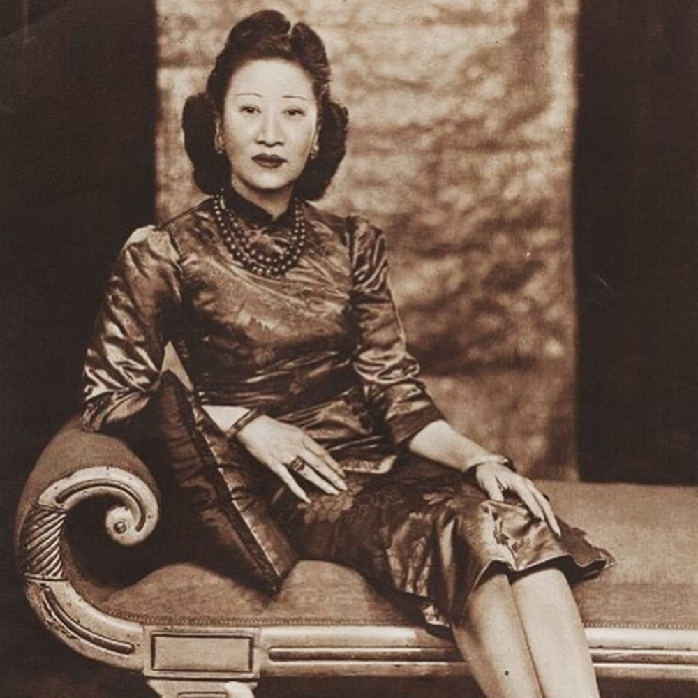 Sosok Misterius dalam Lukisan di Hotel Tugu Malang Ternyata Seorang Ibu ...