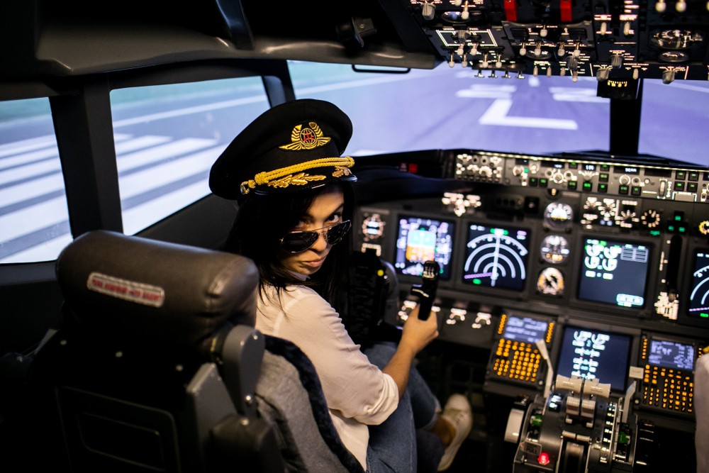Kejadian Konyol Bikin Pilot Dihukum, Ada yang Bikin ‘Itu’ di Langit