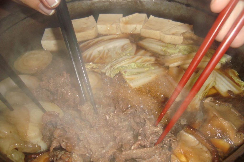 8 Larangan Menggunakan Sumpit di Jepang Agar Tidak Melanggar Etika