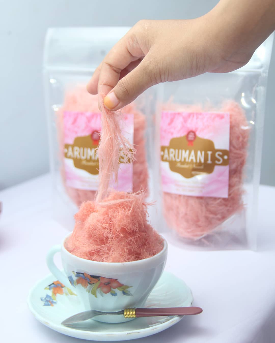 Buat Rindu! 5 Jajanan Tahun 2000 an yang Kini Langka dan Melegenda