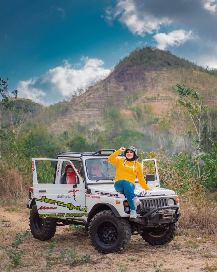 Camping di Songgolangit Jogja, Ada Glamping Mangunan yang Kece
