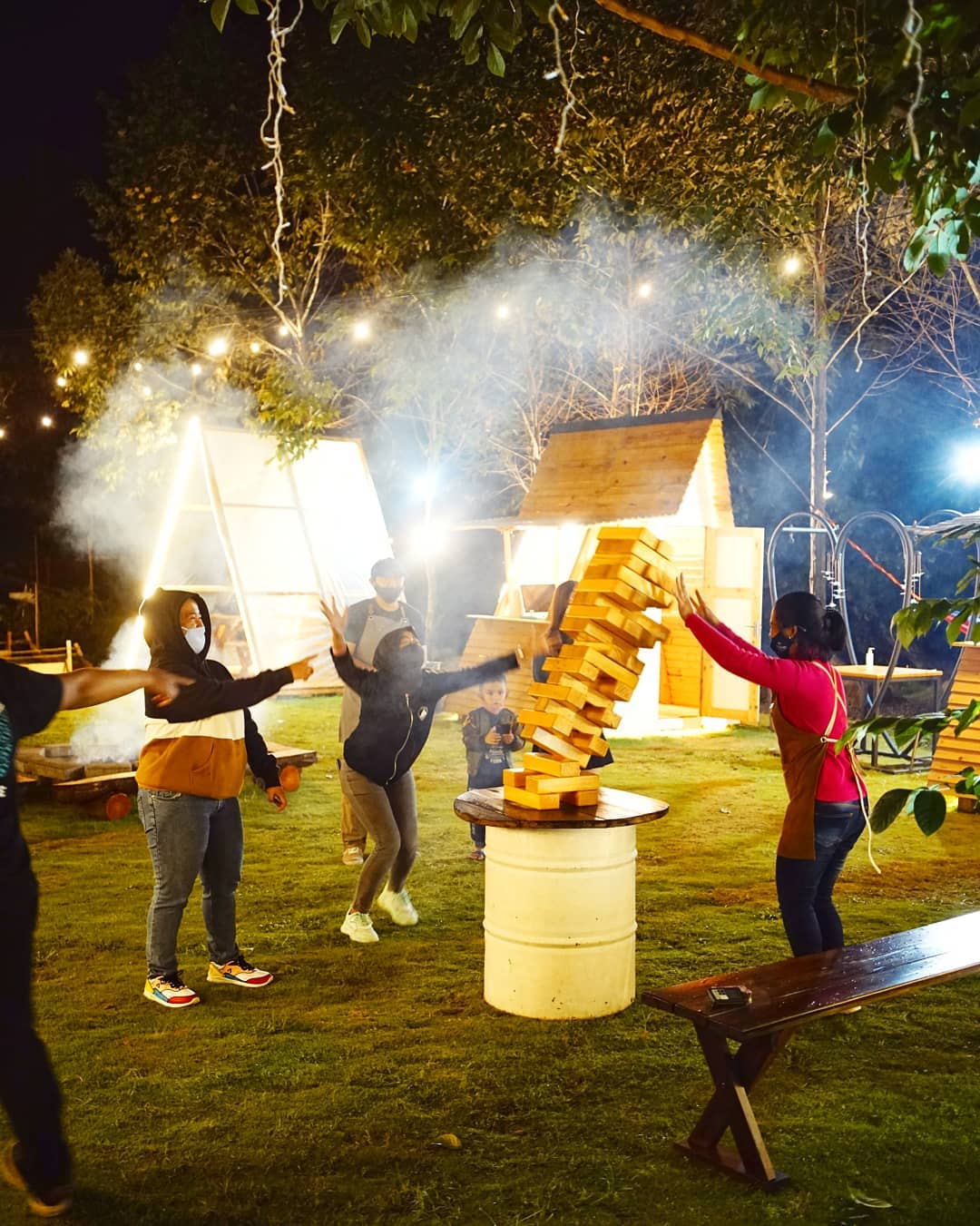 Ruang Lapang di Bandung, Tempat Piknik Dengan Api Unggun