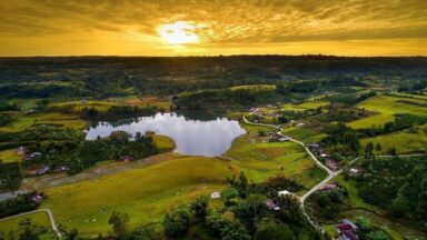 Jelajahi 4 Wisata di Samosir Sumatra Utara