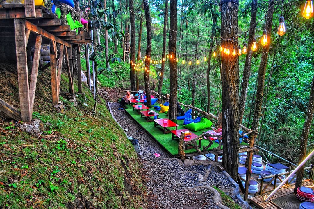 Kafe di Pasuruan, Menyuguhkan Pemandangan Alam