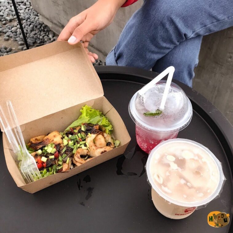 Meiji Park Cafe at Shoji Land di Sidoarjo, Dengan Pintu Unik Vending ...