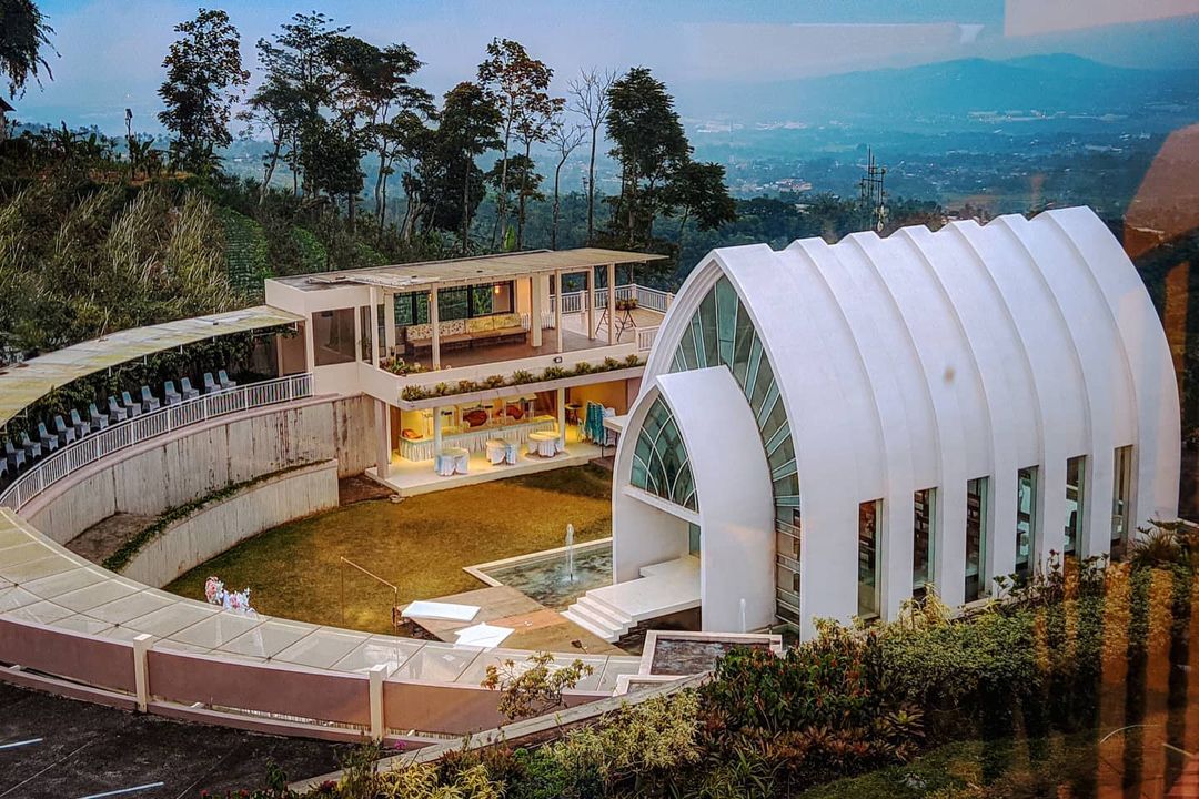Susan Spa and Resort di Semarang, Memiliki Kapel Dengan Elevasi Tertinggi
