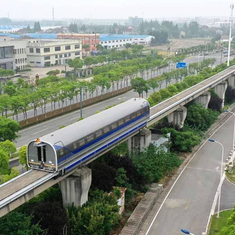 Shanghai Maglev Diklaim Kereta Api Tercepat di Dunia Dengan Kecepatan ...