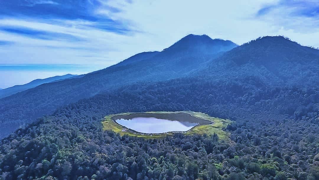 Danau Taman Hidup, Secuil Keindahan Tersembunyi di Gunung Argopuro