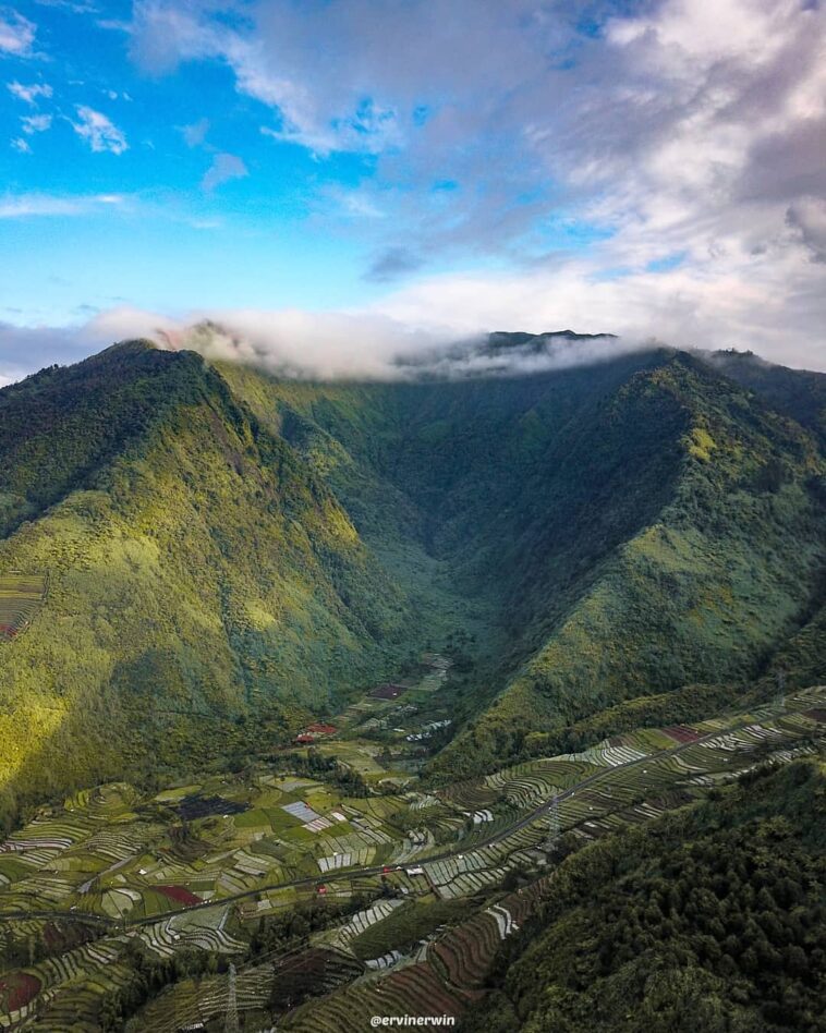 Berburu Sunrise di Gunung Bismo Wonosobo Yang Menakjubkan