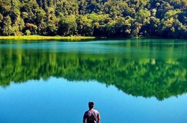 Danau Rana, Serpihan Surga di Tengah Pedalaman Pulau Buru