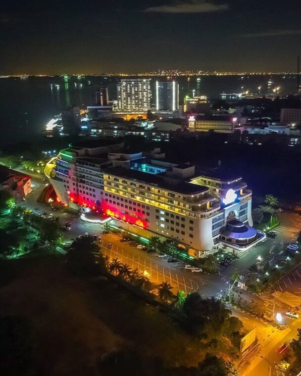 4 Hotel Dengan Arsitektur Unik di Indonesia, Mulai Rp 400 ribuan