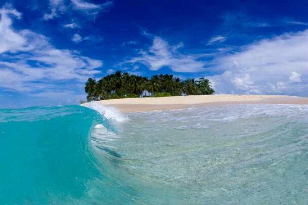 Wisata Bahari Sipora, Cuilan Surga di Kepulauan Mentawai