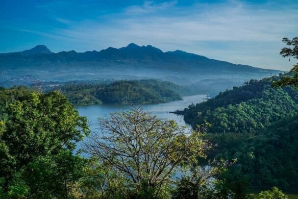 Bukit Puser Angin Kudus, Indahnya Bak Raja Ampat