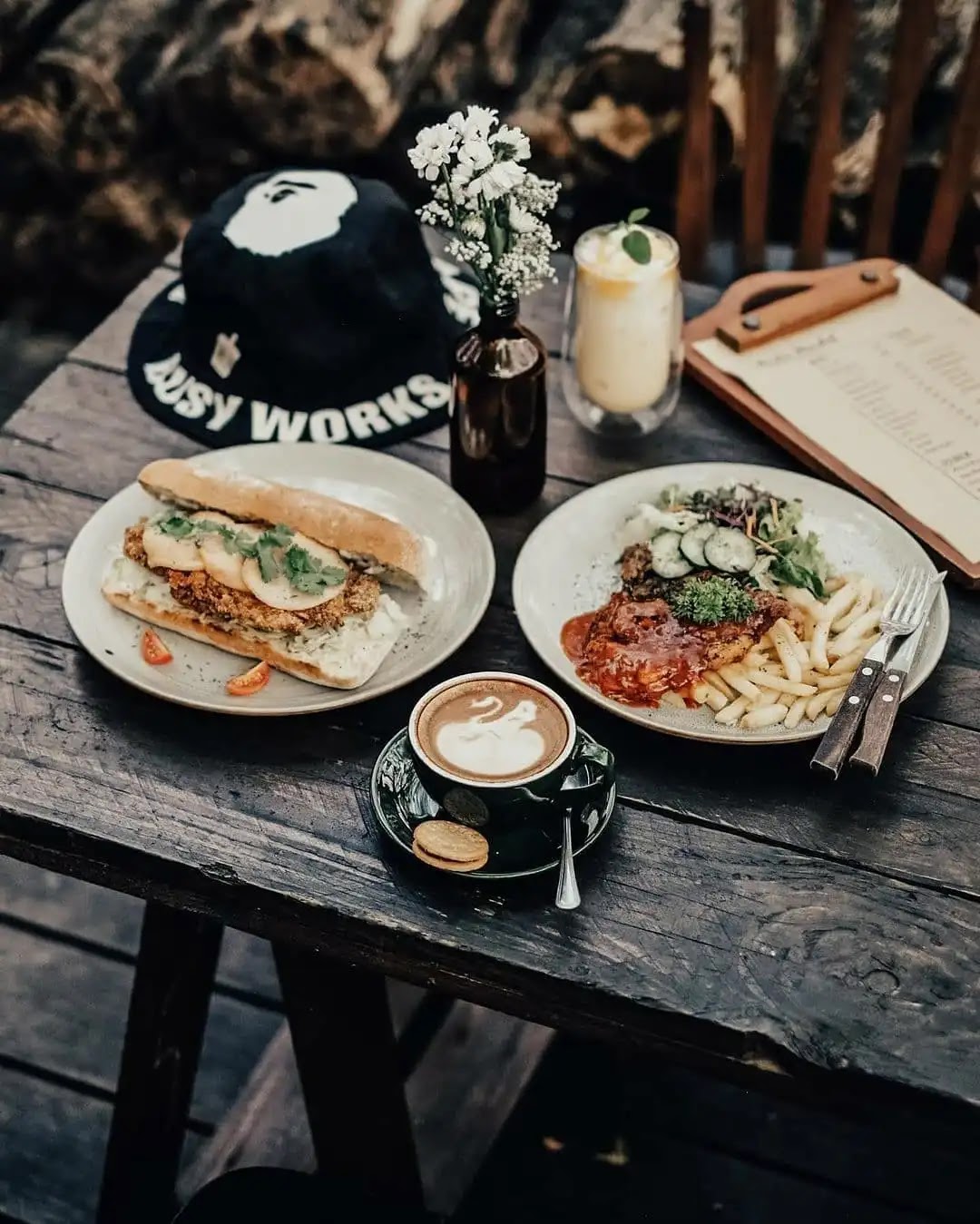Rustic Market Cafe, Nongkrong Suasana Pegunungan Ala Eropa