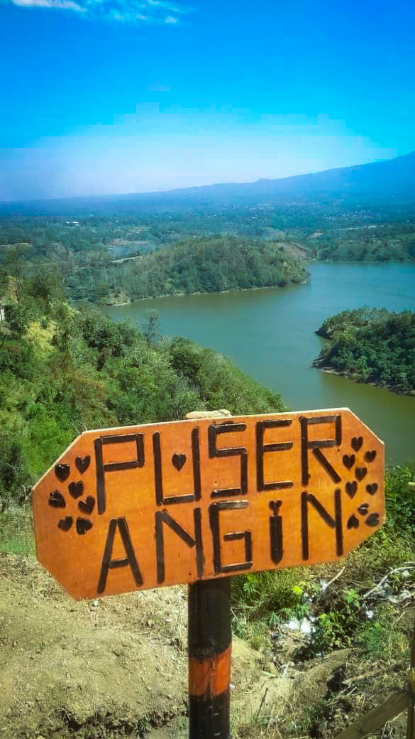 Bukit Puser Angin Kudus, Indahnya Bak Raja Ampat