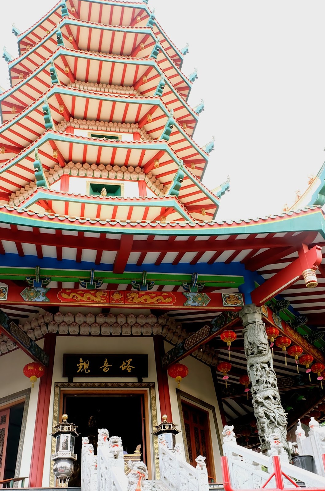Keindahan Vihara Tertinggi di Indonesia, Pagoda Avalokitesvara Semarang