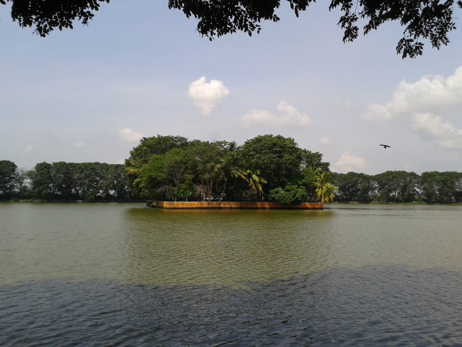Destinasti Wisata Danau Tasikardi Kramatwatu Serang Banten yang Memukau
