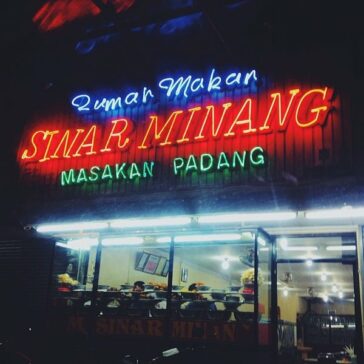 Bikin Nagih! 5 Rekomendasi Nasi Padang Terenak Di Jakarta Barat