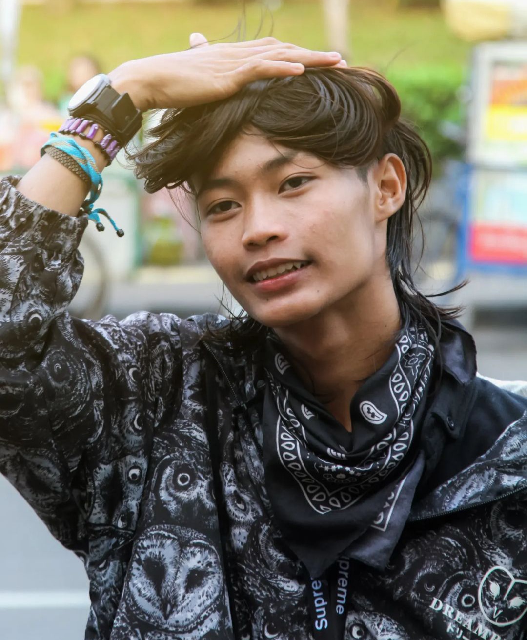 Bonge, Dari Pengamen Kini penguasa SCBD, Tampil Dengan Outfit Mahal dan ...