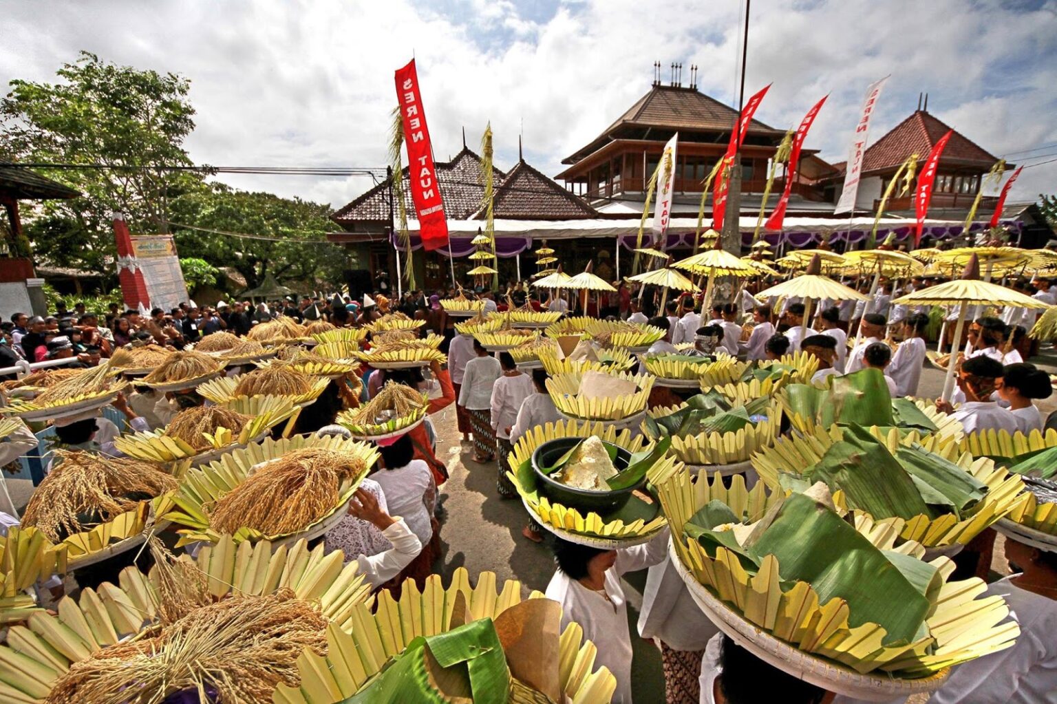 Melihat Seren Taun, Puncak Upacara Adat di Kasepuhan Cisitu Lebak