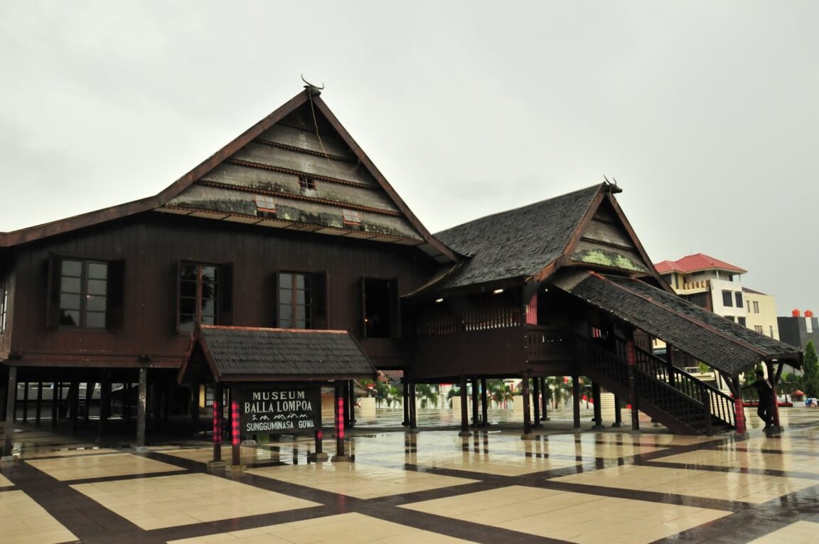 Museum Balla Lompoa, Sejarah Peninggalan Raja Gowa
