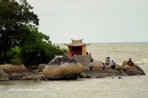 Main ke Pulau Simping, Jadi Pulau Terkecil di Indonesia Bahkan Dunia