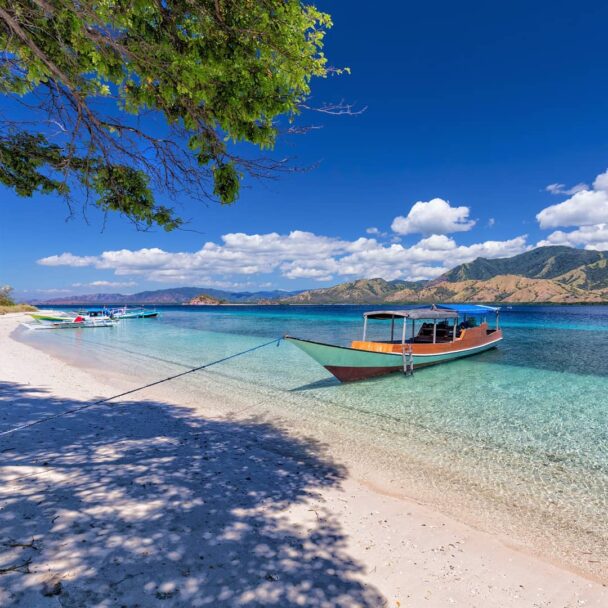 Pulau Riung NTT, Tawarkan Wisata Laut Yang Mengagumkan