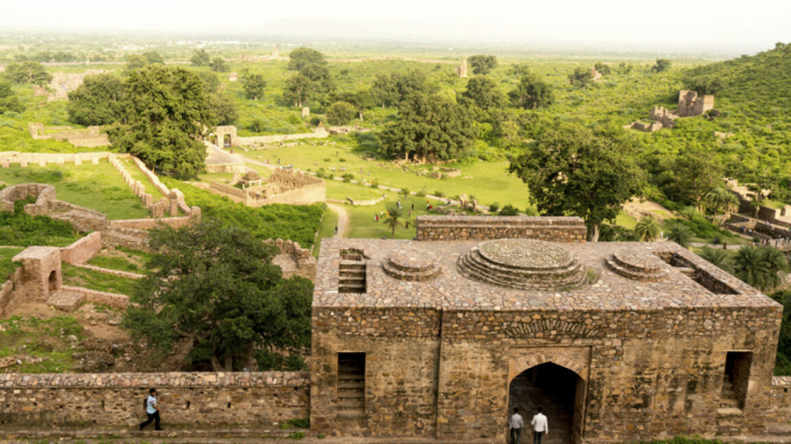 Bhangarh Fort Menjadi Kota Terkutuk dan Paling Berhantu di India