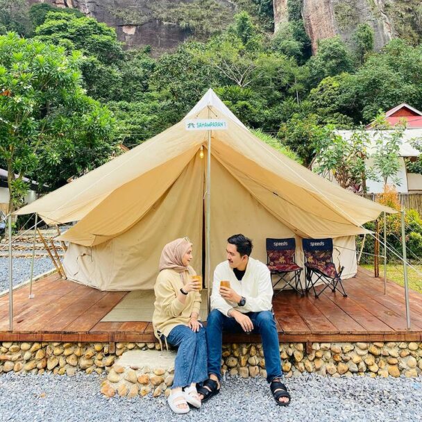The Edge Harau Glamping Punya Pemandangan Tebing Terbaik di Sumatra Barat