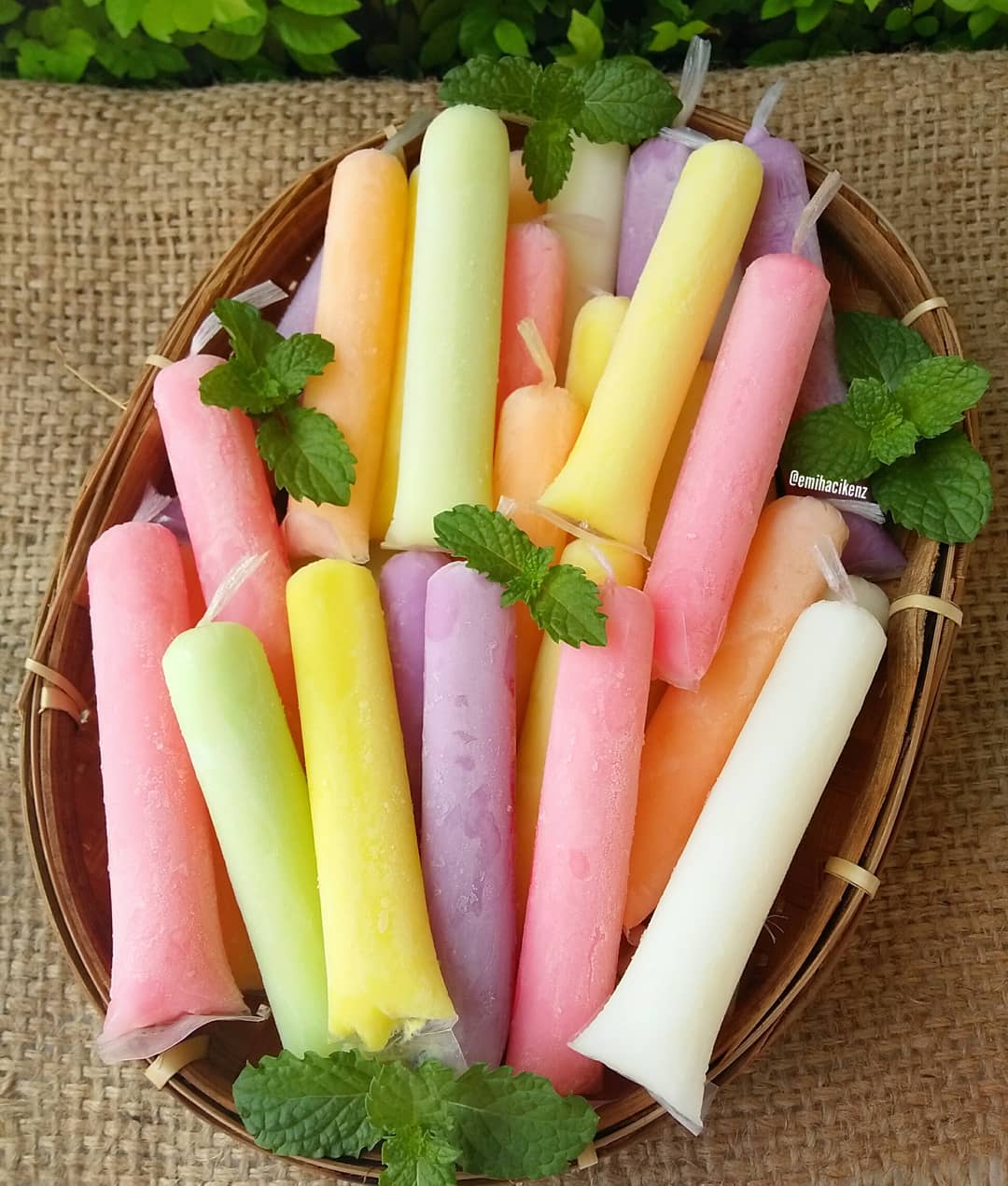 Bukan Hanya Cendol, Berikut Minuman Khas Sunda Yang Super Nampol Lezatnya!