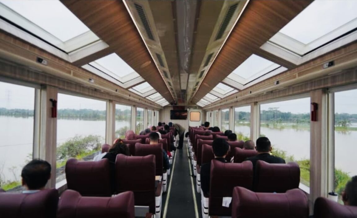 Suguhan Kemewahan Wisata Dengan Kereta Panoramic Jakarta-Yogyakarta