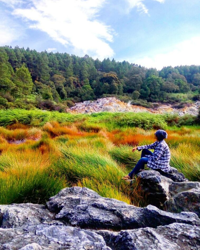 Takjubnya Kawah Putih Karaha Bodas, Wisata Alam Tasikmalaya