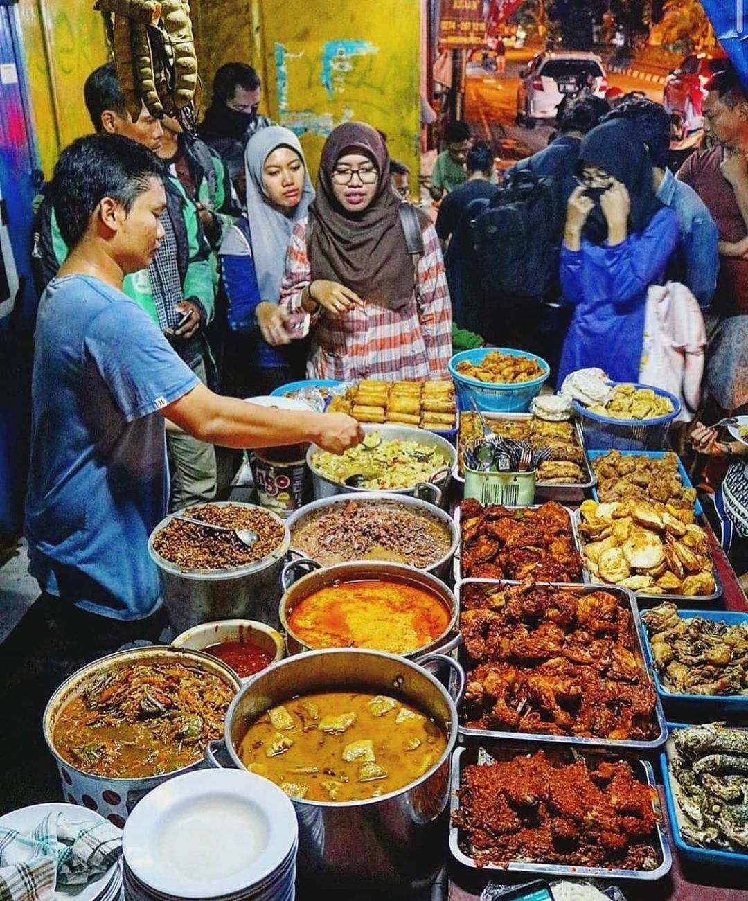 Berikut 5 Perbedaan Kuliner Khas Bali dan Jogja, Serupa Namun Tak Sama