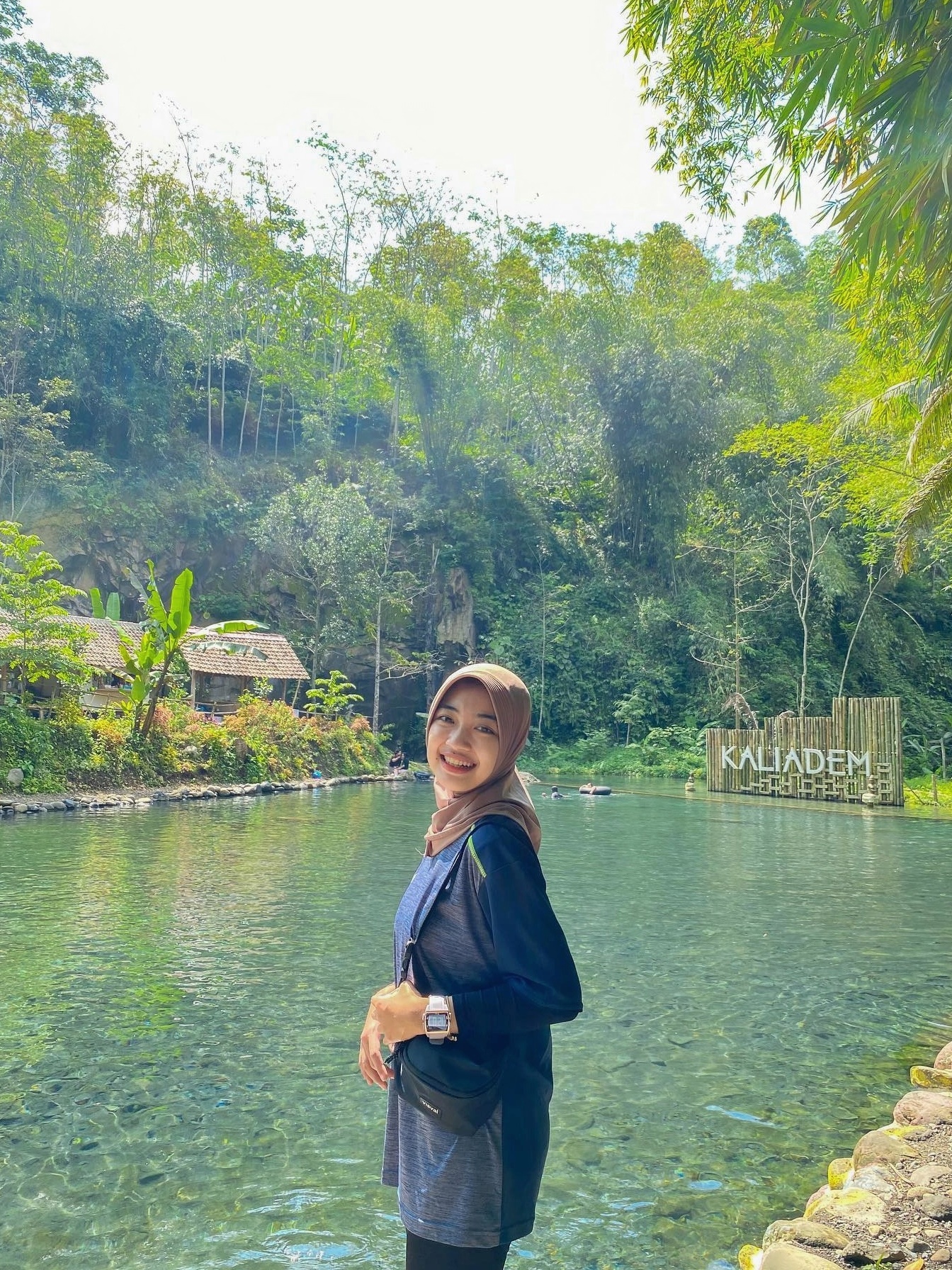 Segarnya Wisata Kali Adem Senduro, Destinasi Tersembunyi di Lumajang