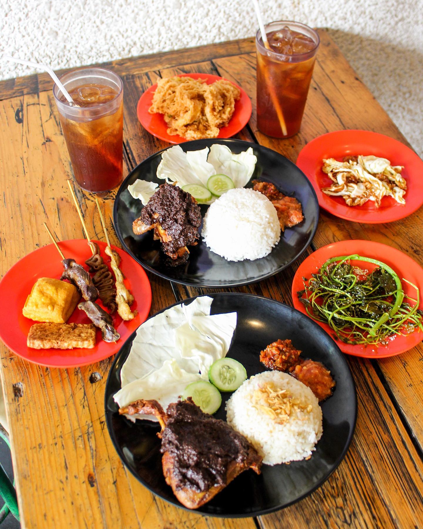 Bebek Item Mas Wanto, Sajian Kuliner Khas Jawa Timur yang Hadir di Kota ...