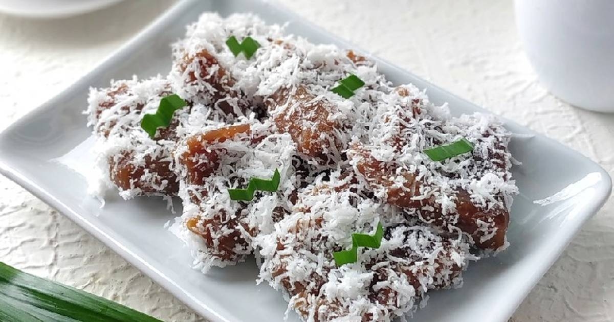 Lompong Sagu, Jajanan Tradisional Khas Minang yang Kian Jarang Ditemukan