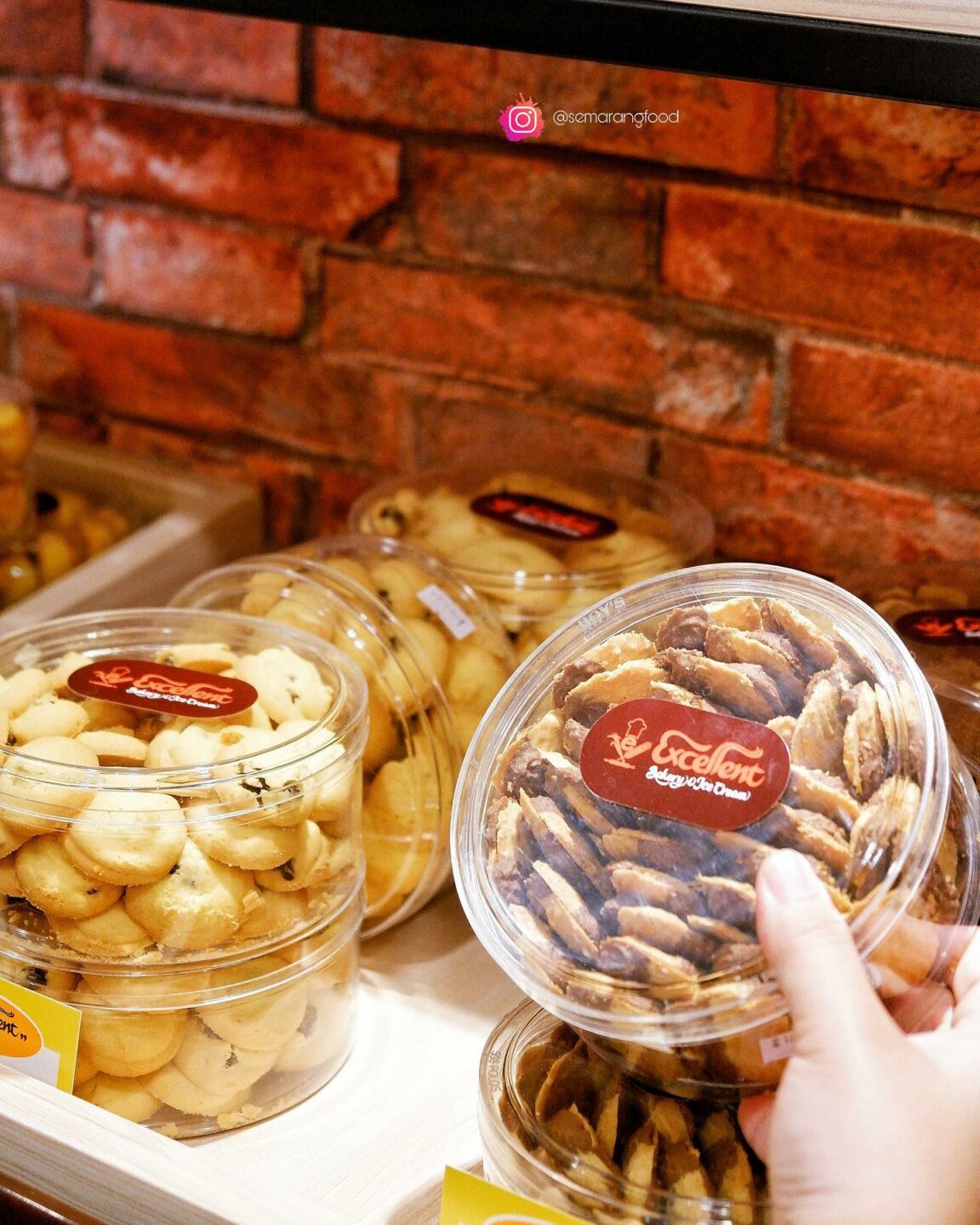 Excellent Bakery, Toko Roti Legendaris di Semarang yang Buka Sejak 1950