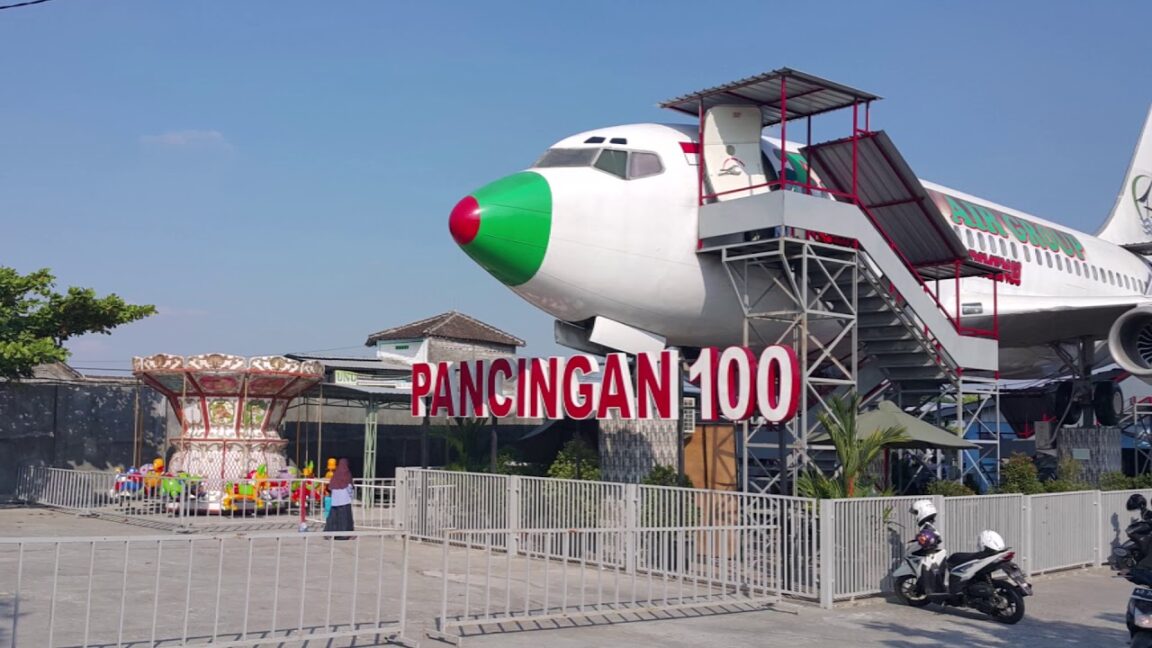 5 Tempat Wisata dengan Pesawat Terbang Asli