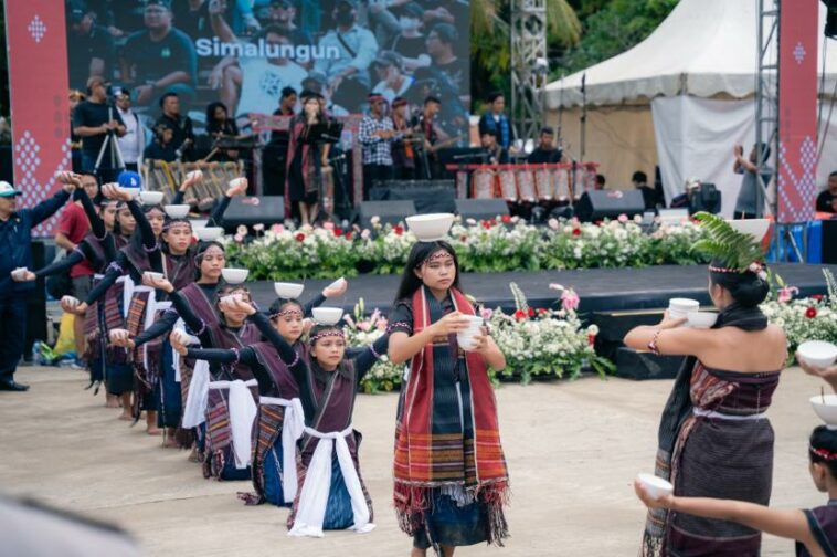Pesta Rakyat Danau Toba Cetak Rekor MURI, Tampilkan 1.250 Penari Tor ...